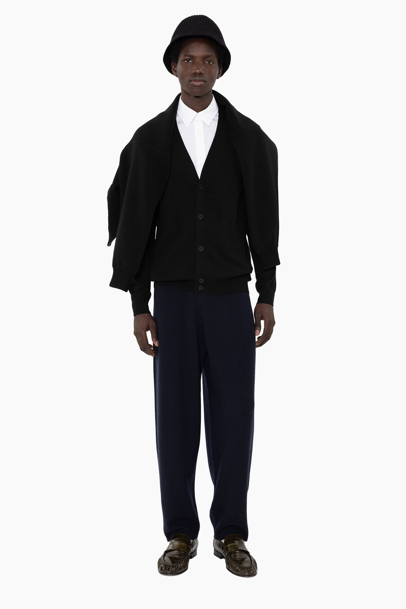 Mr Manchester - Black – arch4